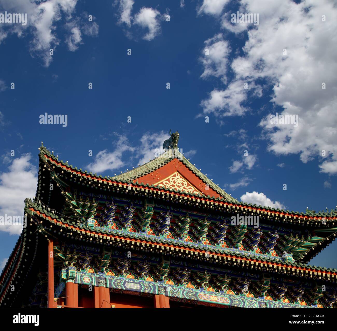 Zhengyangmen Gate (Qianmen). This famous gate is located at the south ...