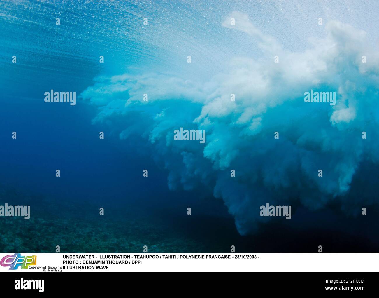 Teahupoo Wave High Resolution Stock Photography and Images - Alamy