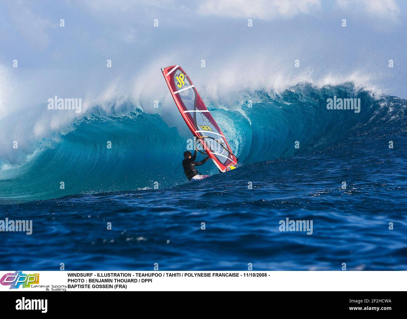 Teahupoo Wave High Resolution Stock Photography and Images - Alamy