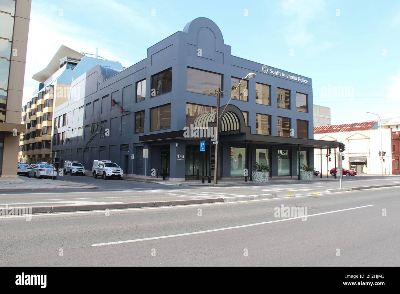 Adelaide australia police station hi-res stock photography and images ...