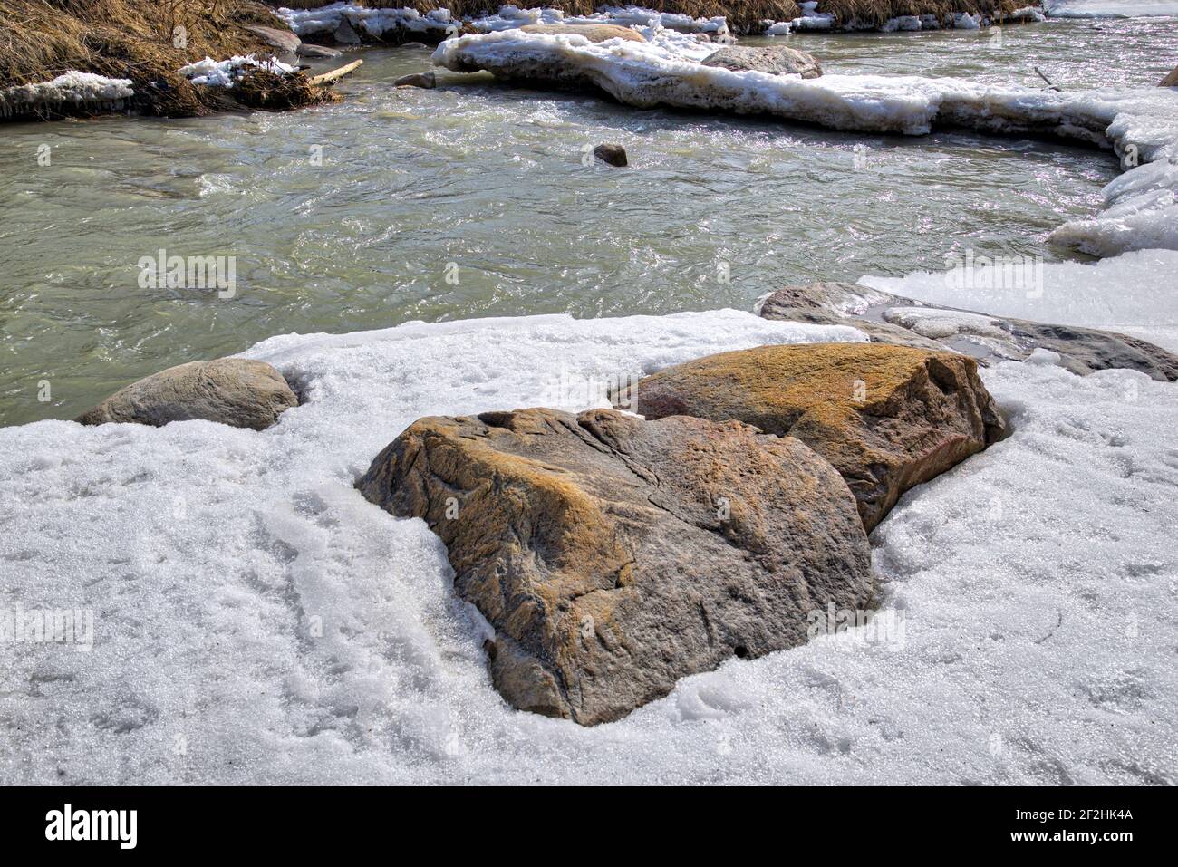 Riverbank scenery riverbank scenery hi-res stock photography and images ...