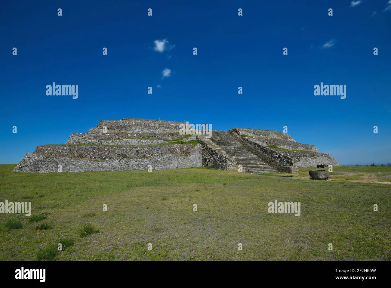 Landscape with view of the Pyramid of Flowers at Xochitecatl ...