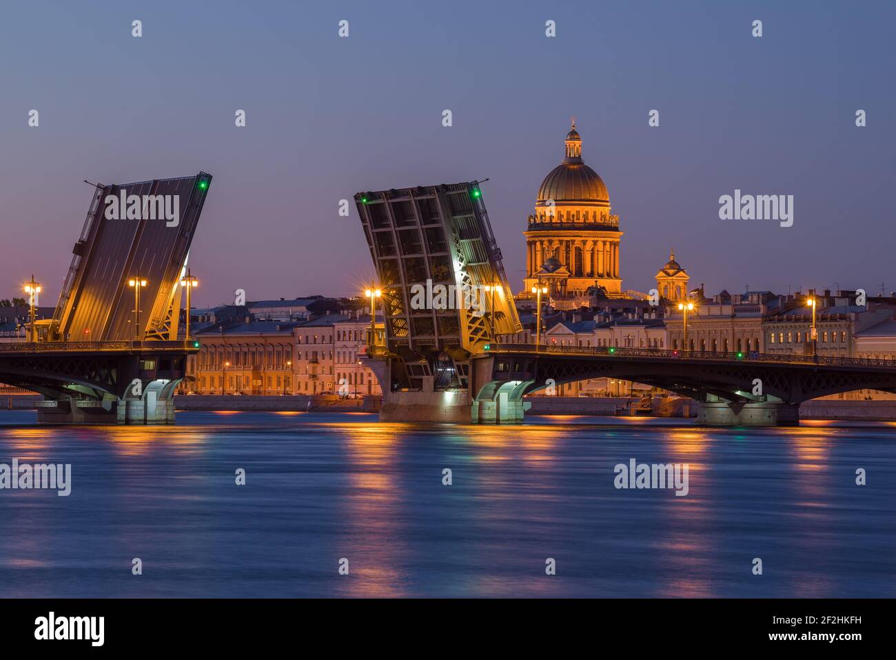 Divorced Annunciation bridge and the dome of St. Isaac's Cathedral in a ...