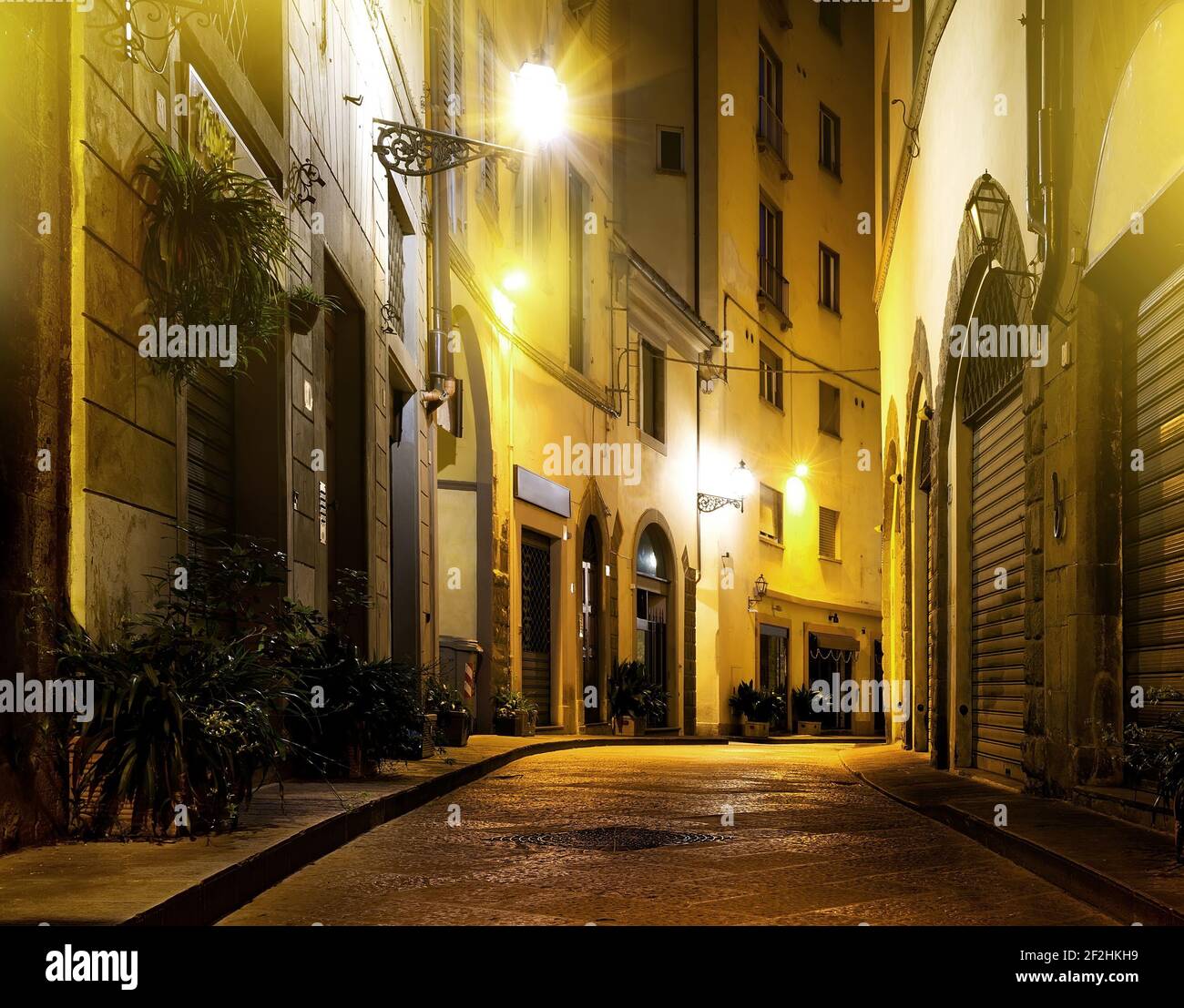 Artistic streetlight hi-res stock photography and images - Alamy