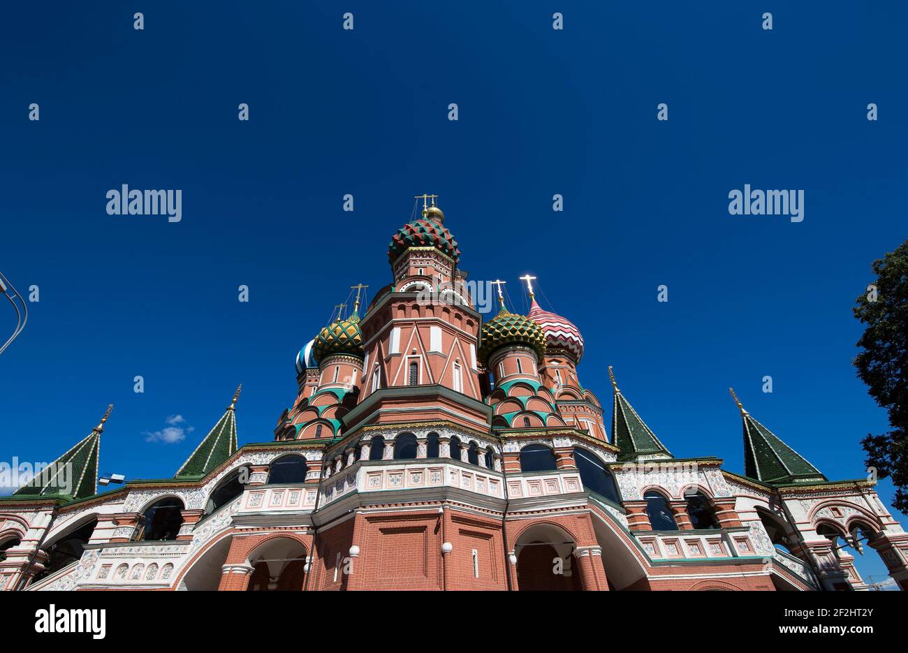 Saint Basil cathedral ( Temple of Basil the Blessed), Red Square ...