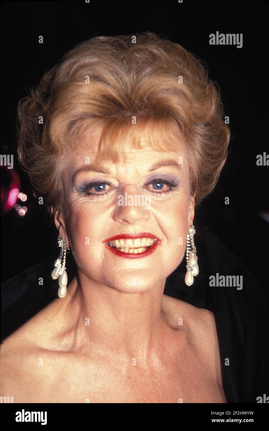 Angela landsbury hi-res stock photography and images - Alamy
