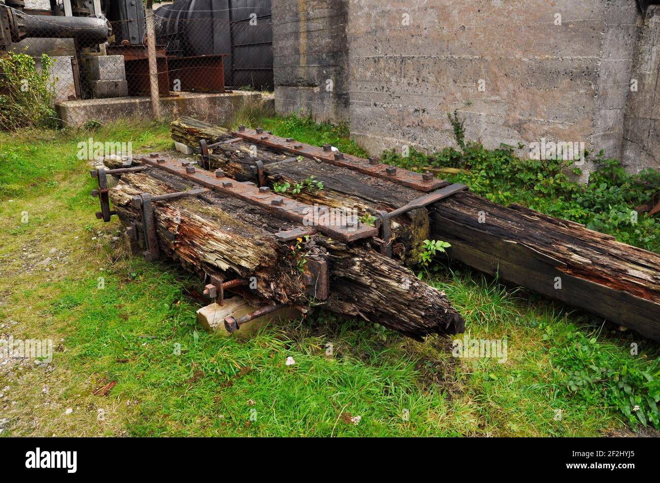 Mine shafts cornwall hi-res stock photography and images - Alamy
