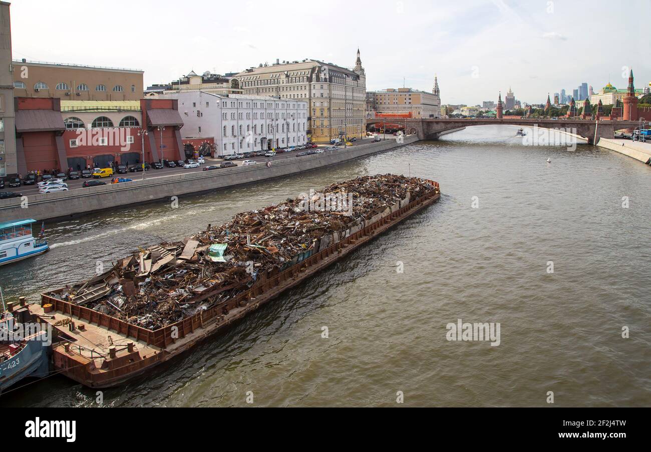 View of Moskva river near Red Square in Moscow, Russia Stock Photo - Alamy