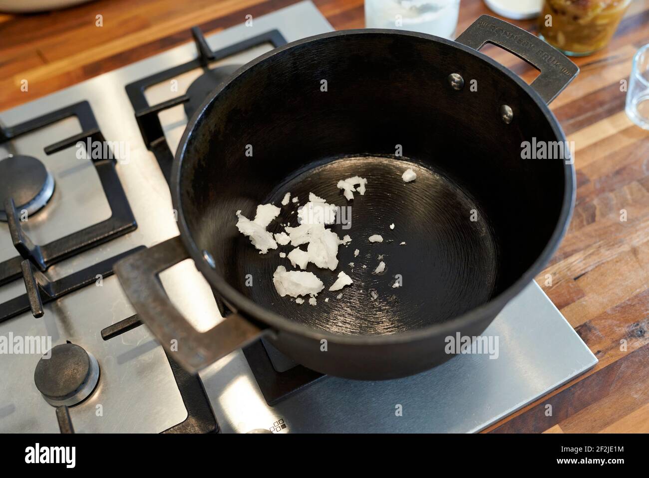 Heated oil hi-res stock photography and images - Alamy