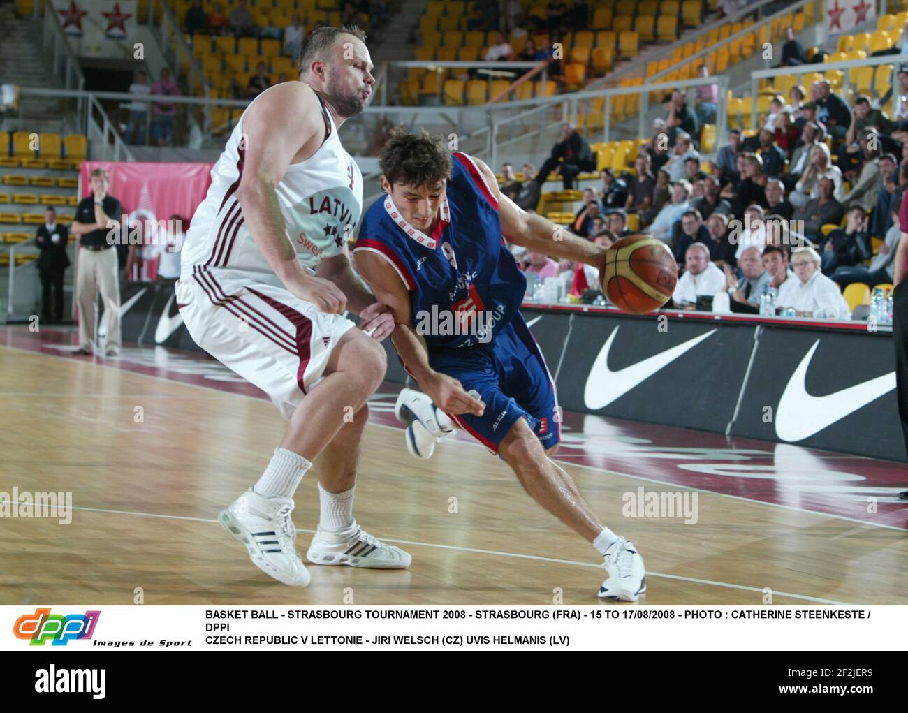 Helmanis uvis hi-res stock photography and images - Alamy