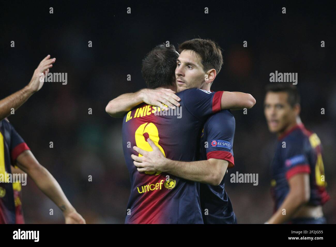 Messi champions league goal 2013 hi-res stock photography and images ...