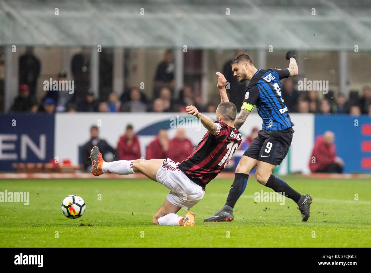Leonardo bonucci inter hi-res stock photography and images - Alamy