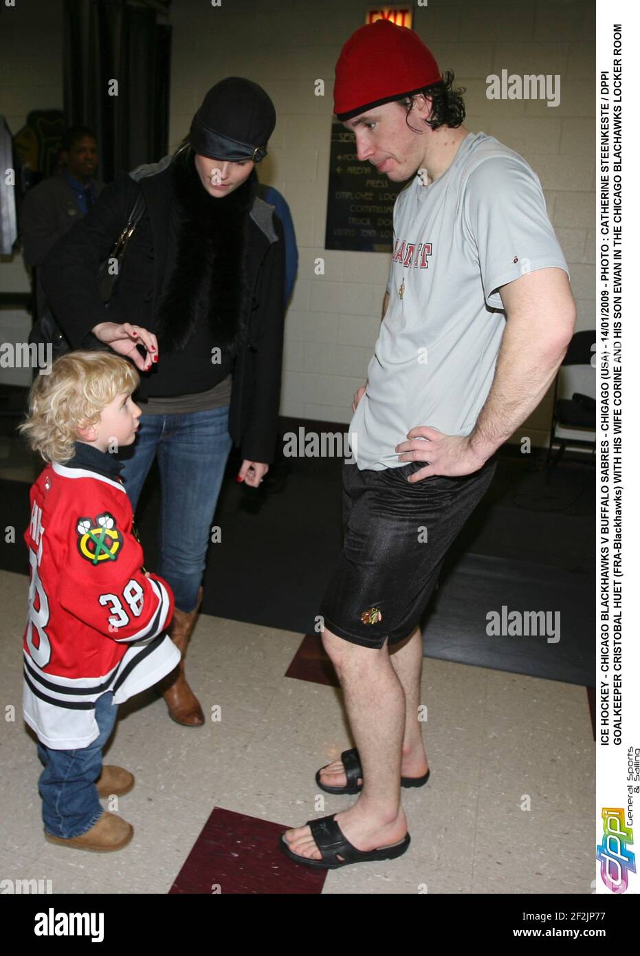 ICE HOCKEY - CHICAGO BLACKHAWKS V BUFFALO SABRES - CHIGAGO (USA) - 14 ...