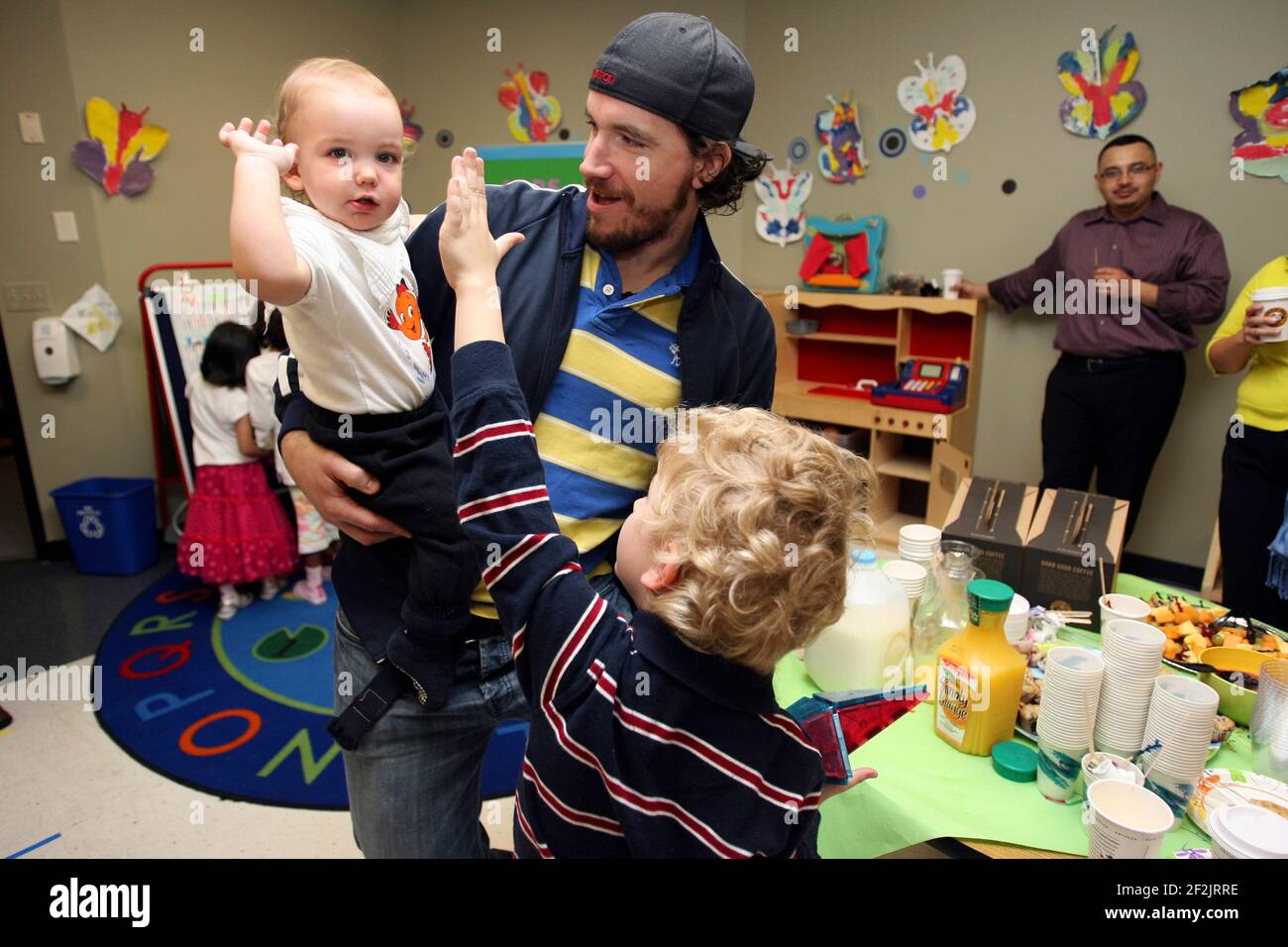 ICE HOCKEY - CRISTOBAL HUET / CHICAGO BLACHAWKS - CHICAGO (USA) - 08/06 ...