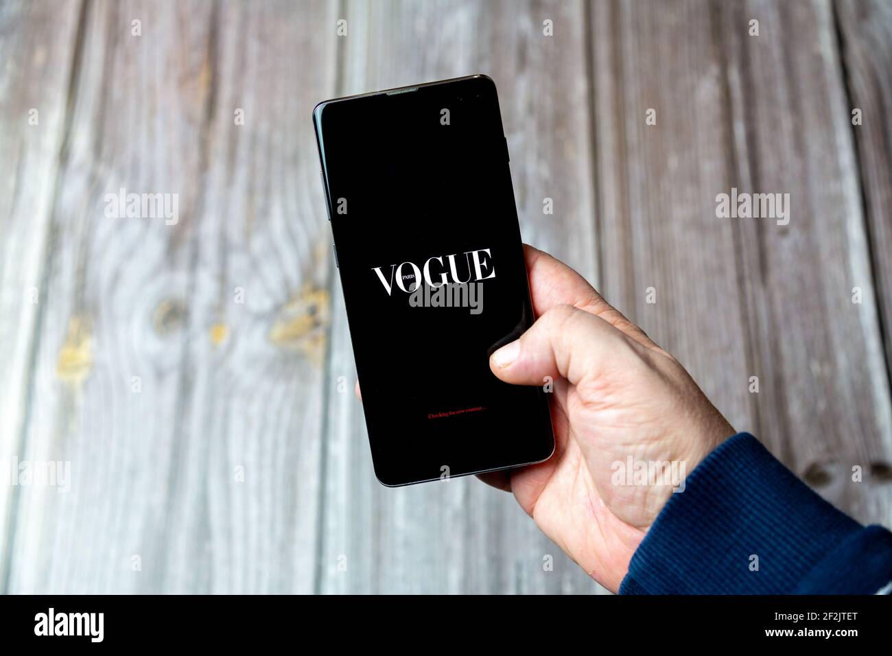 Vogue magazine hi-res stock photography and images - Alamy