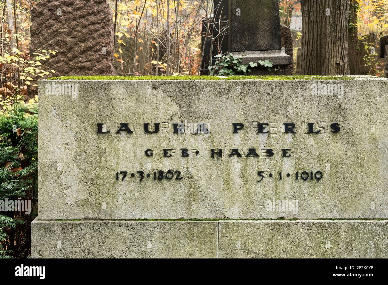 Berlin, Jewish cemetery Berlin Weissensee, tomb made of stone blocks ...