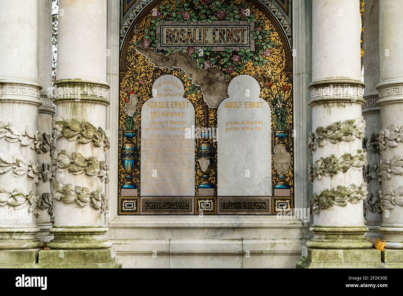 Berlin, Jewish cemetery Berlin Weissensee, neo-baroque canopy tomb ...