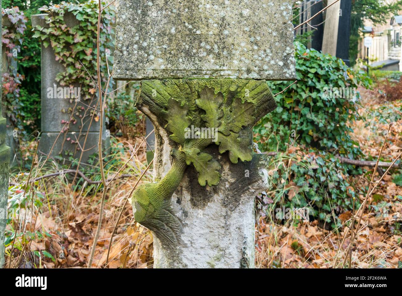 Berlin, Jewish cemetery Berlin Weissensee, grave plinth with oak leaves ...