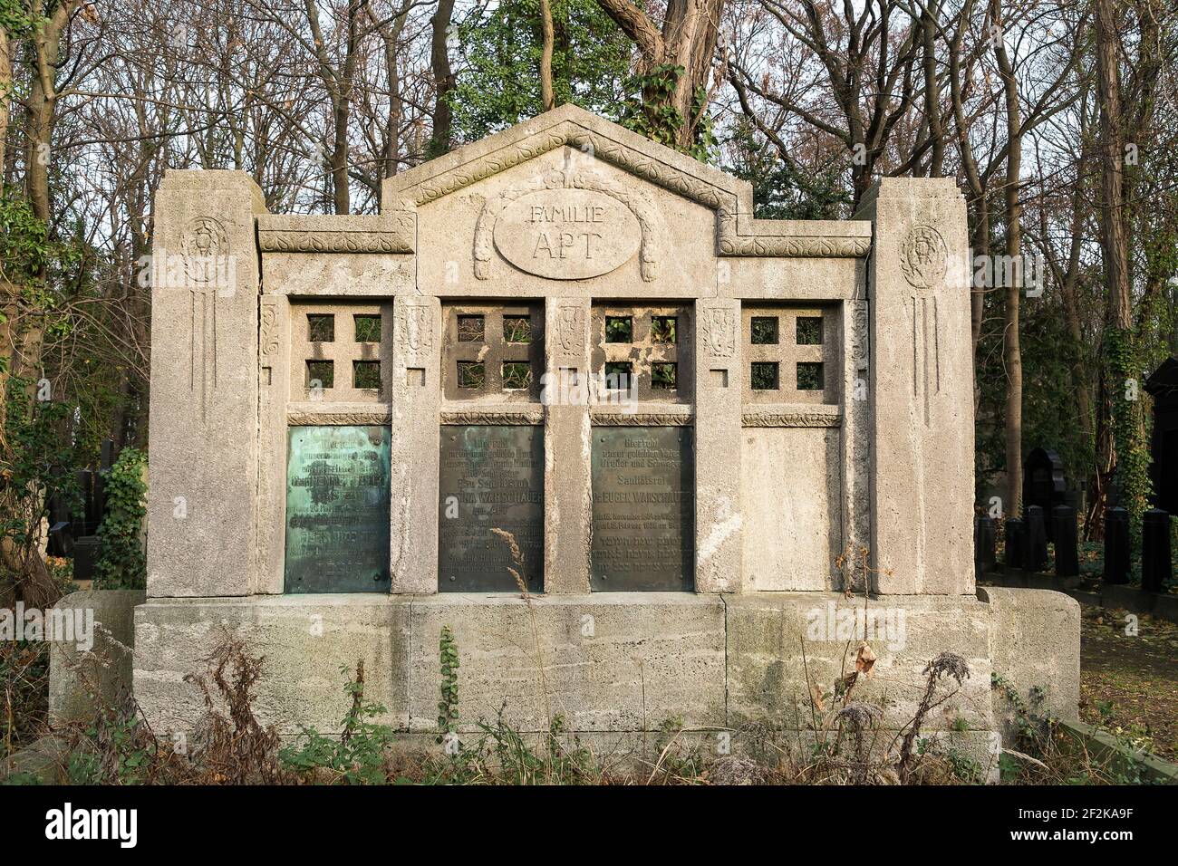 Berlin, Jewish cemetery Berlin Weissensee, representative Art Nouveau ...