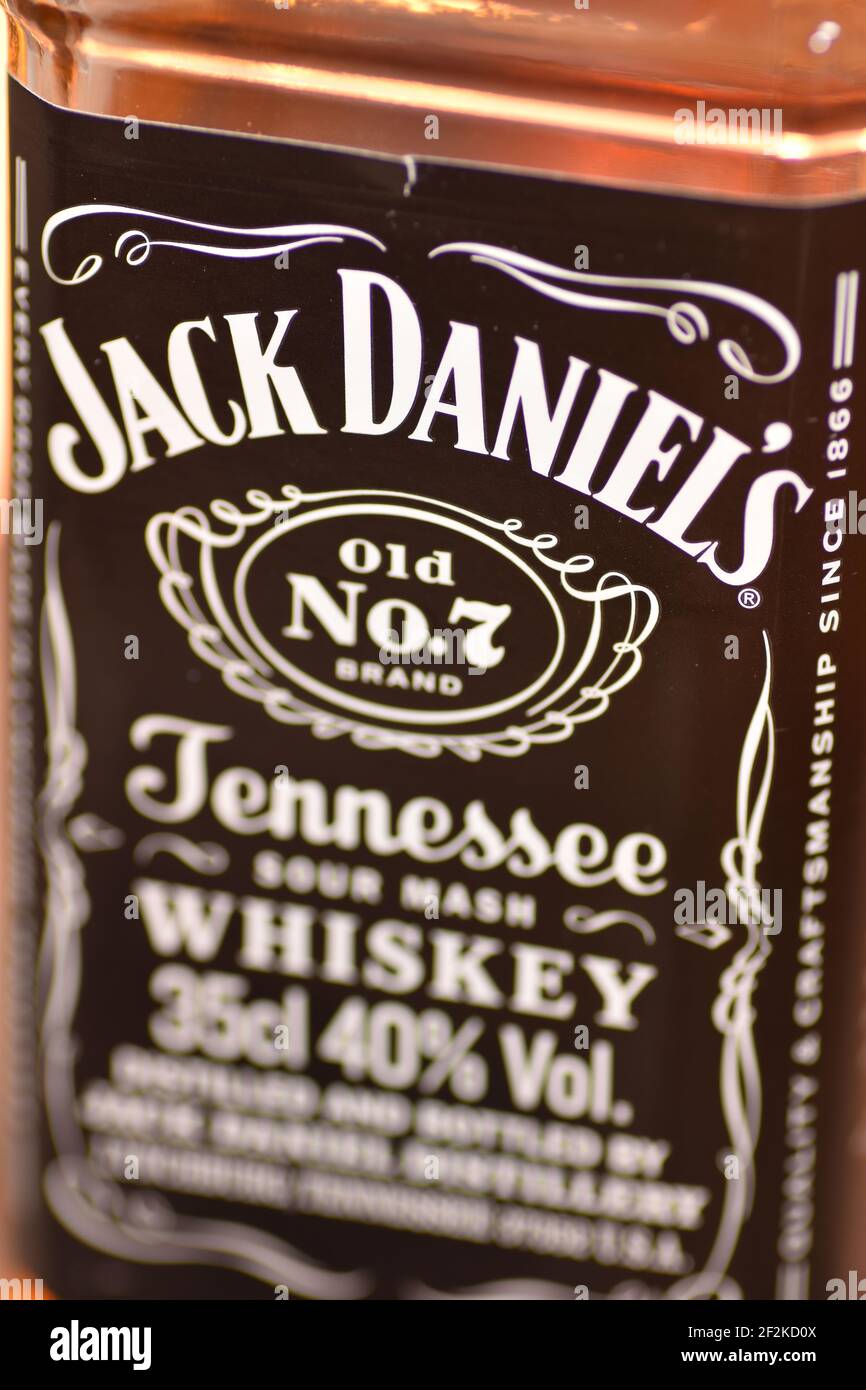 Jack daniel bottles hi-res stock photography and images - Alamy