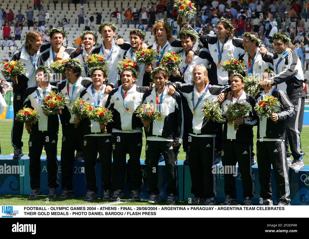 FOOTBALL - OLYMPIC GAMES 2004 - ATHENS - FINAL - 28/08/2004 - ARGENTINA ...