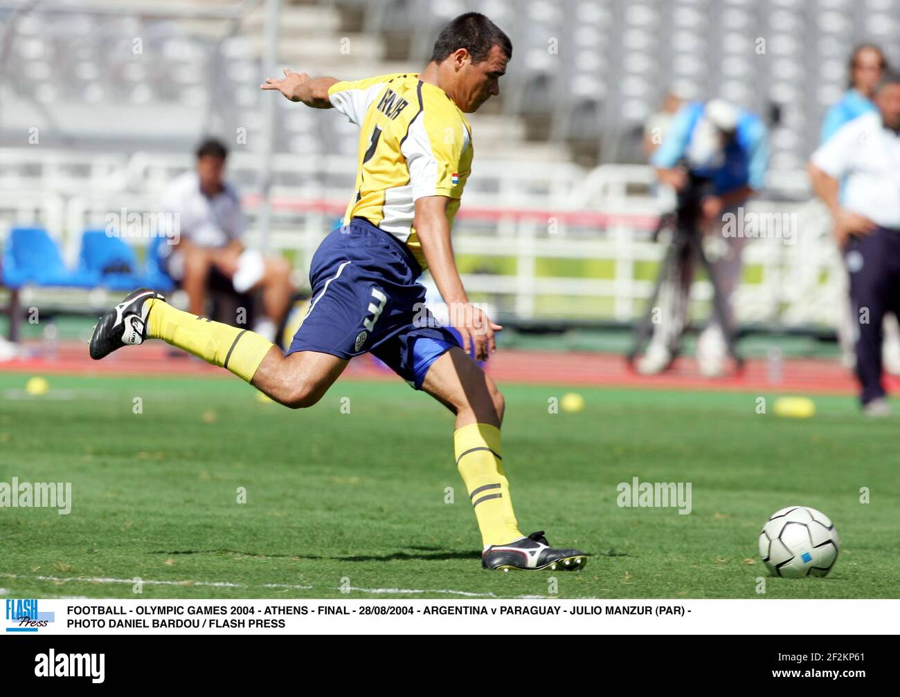 FOOTBALL - OLYMPIC GAMES 2004 - ATHENS - FINAL - 28/08/2004 - ARGENTINA ...