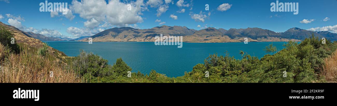 View of Lake Hawea from Lake Hawea Lookout in Otago on South Island of ...
