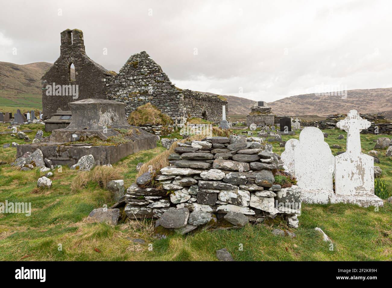 Saint finans church hi-res stock photography and images - Alamy