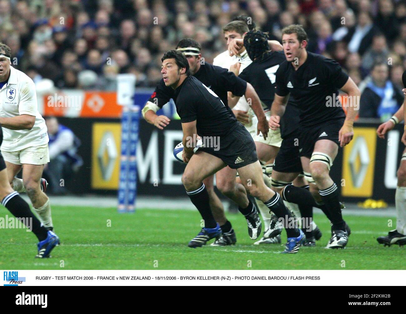 RUGBY - TEST MATCH 2006 - FRANCE v NEW ZEALAND - 18/11/2006 - BYRON ...