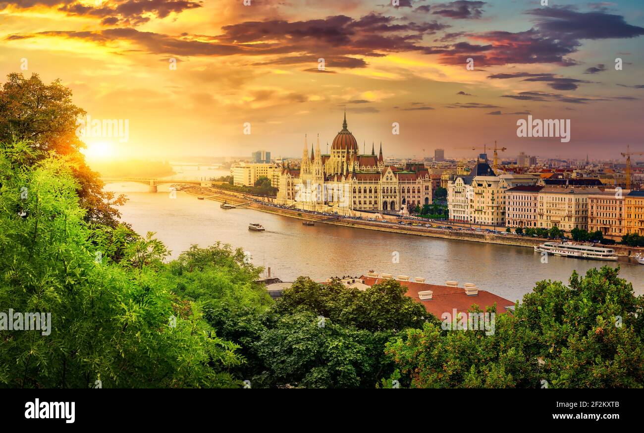 Panoramic view from above on landmarks of Budapest at summer sunset ...