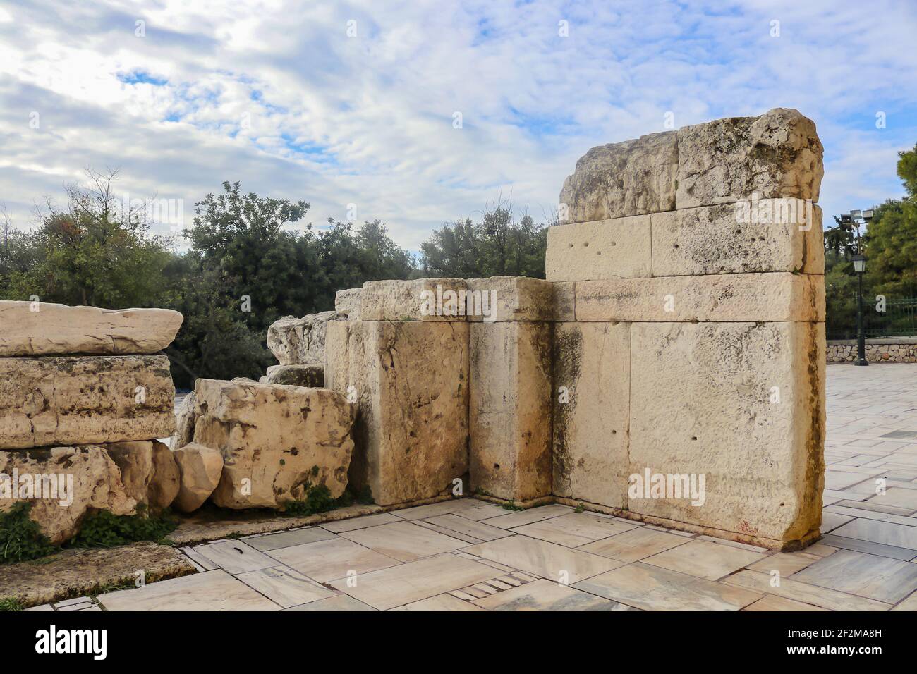 Parthenon building block hi-res stock photography and images - Alamy