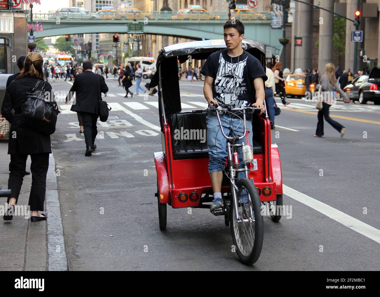 Cycle rickshaw on the 42nd Street, street scene, Pershing Square ...