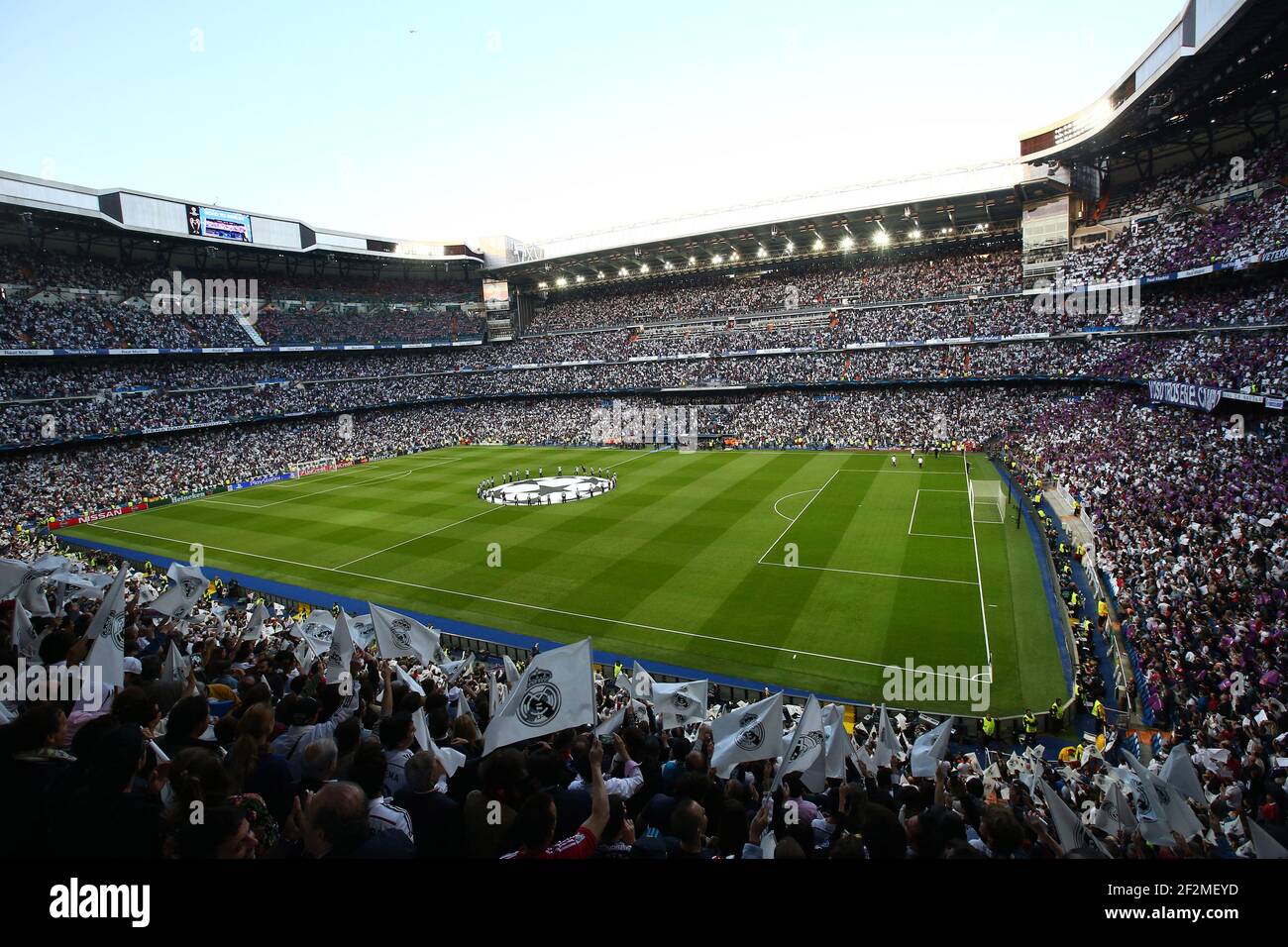 Bernabeu stadium champions league view hi-res stock photography and ...