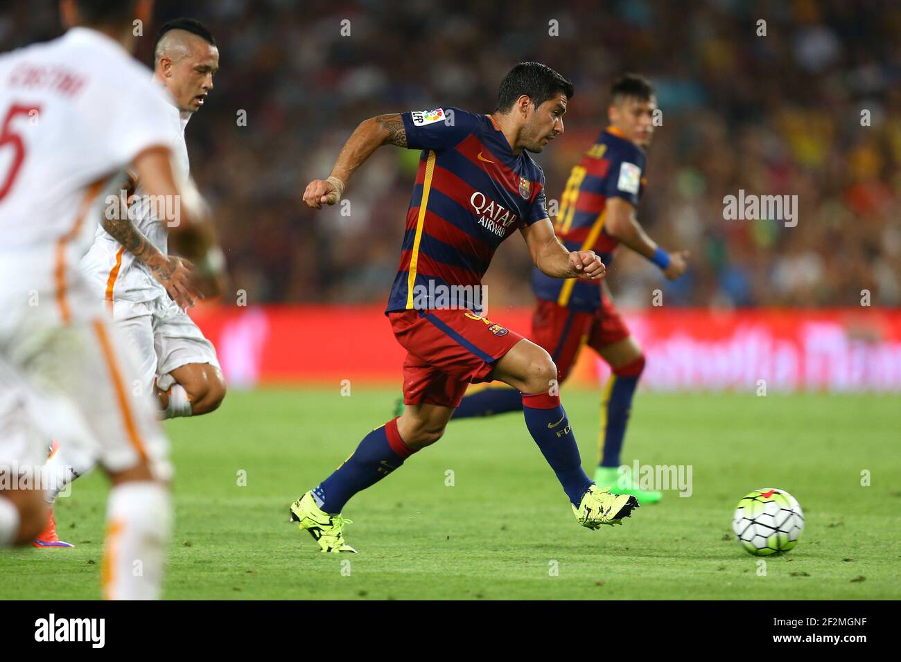Luis suárez barcelona trophy hi-res stock photography and images - Alamy