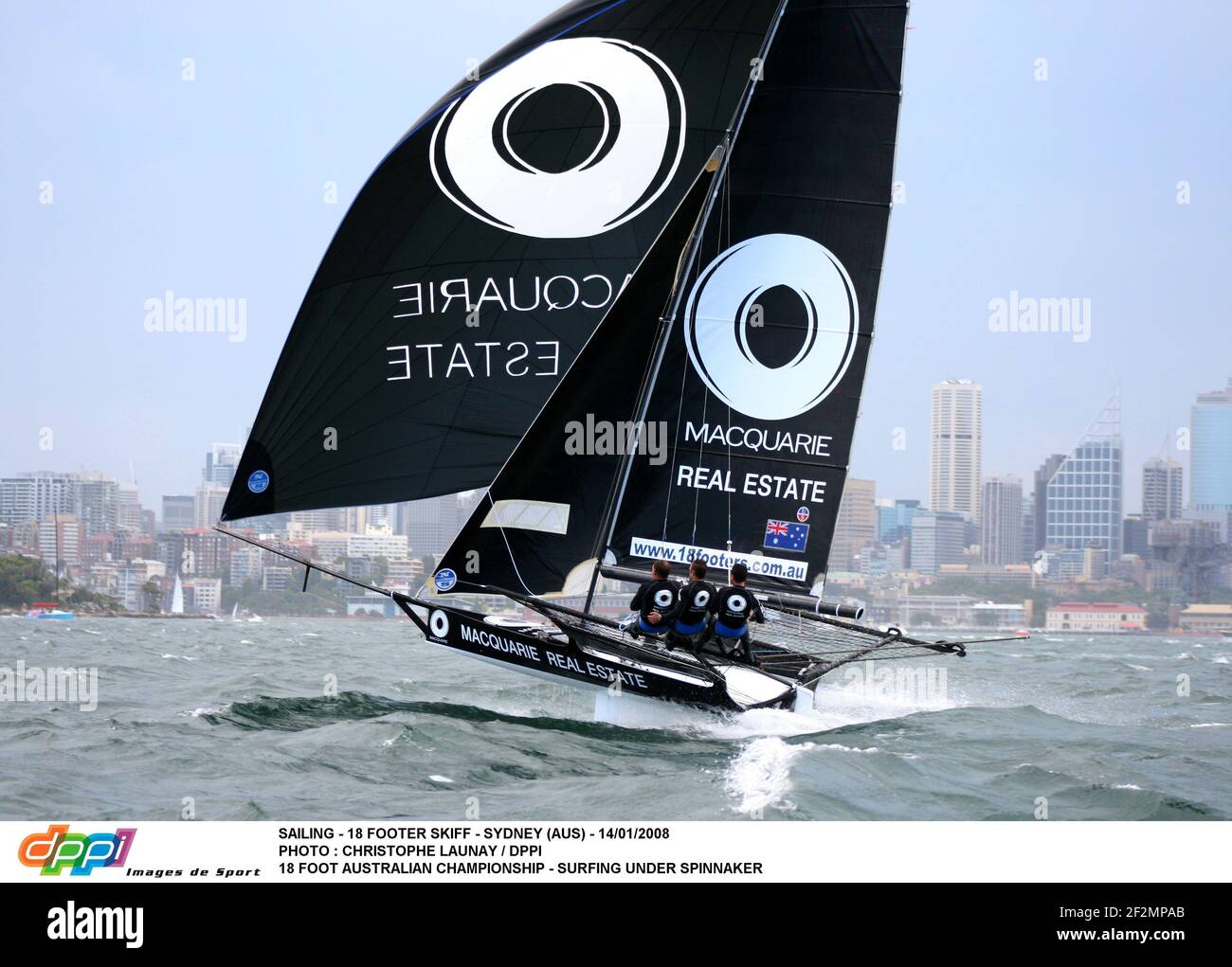 18 footer skiff hi-res stock photography and images - Alamy