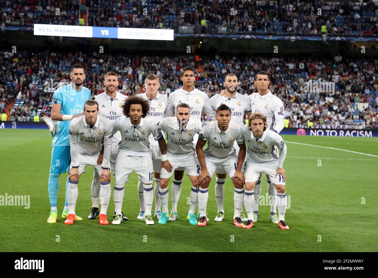 Real madrid players pose photo hi-res stock photography and images - Alamy