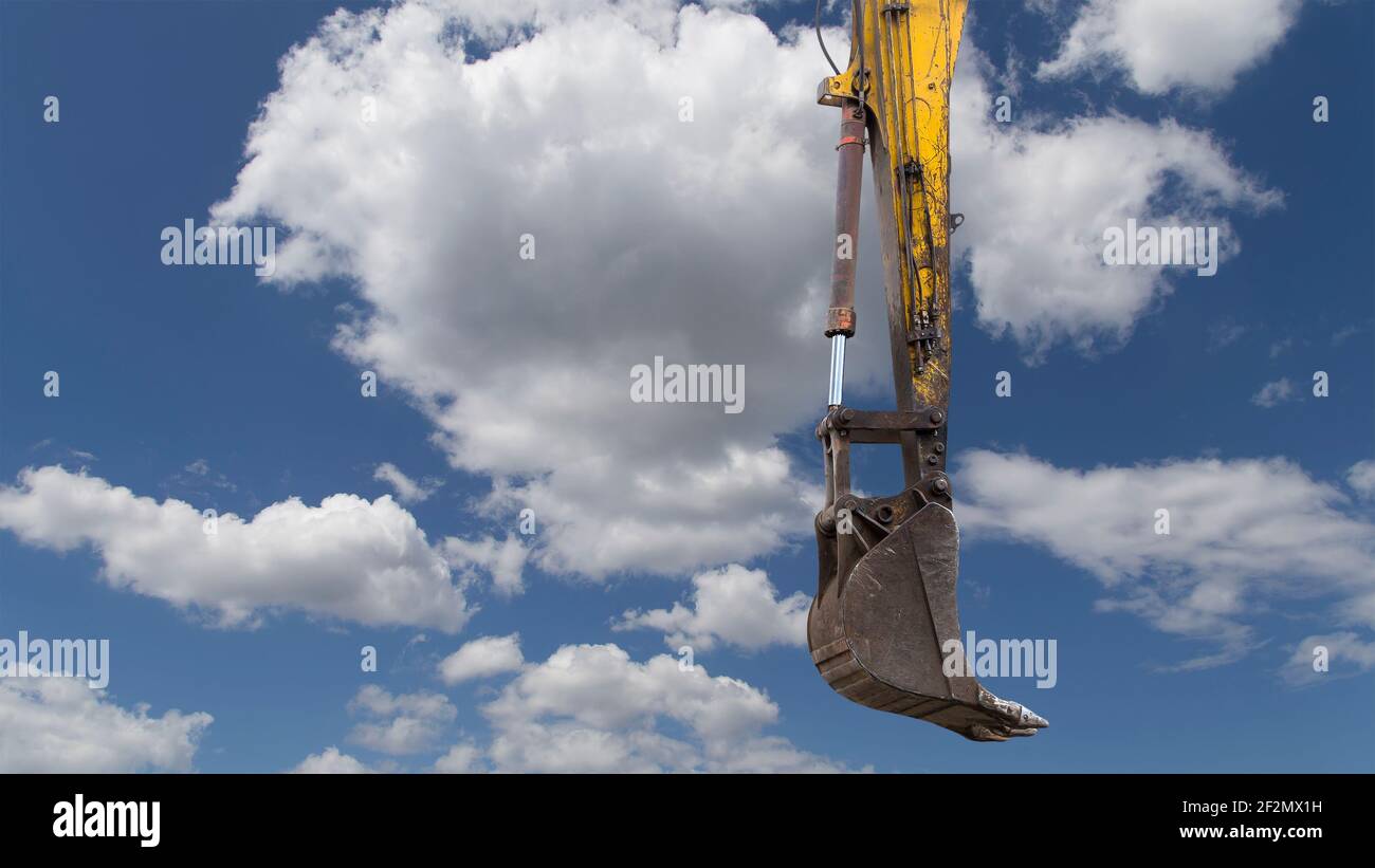 excavator bucket-- construction machinery, high and heavy construction ...