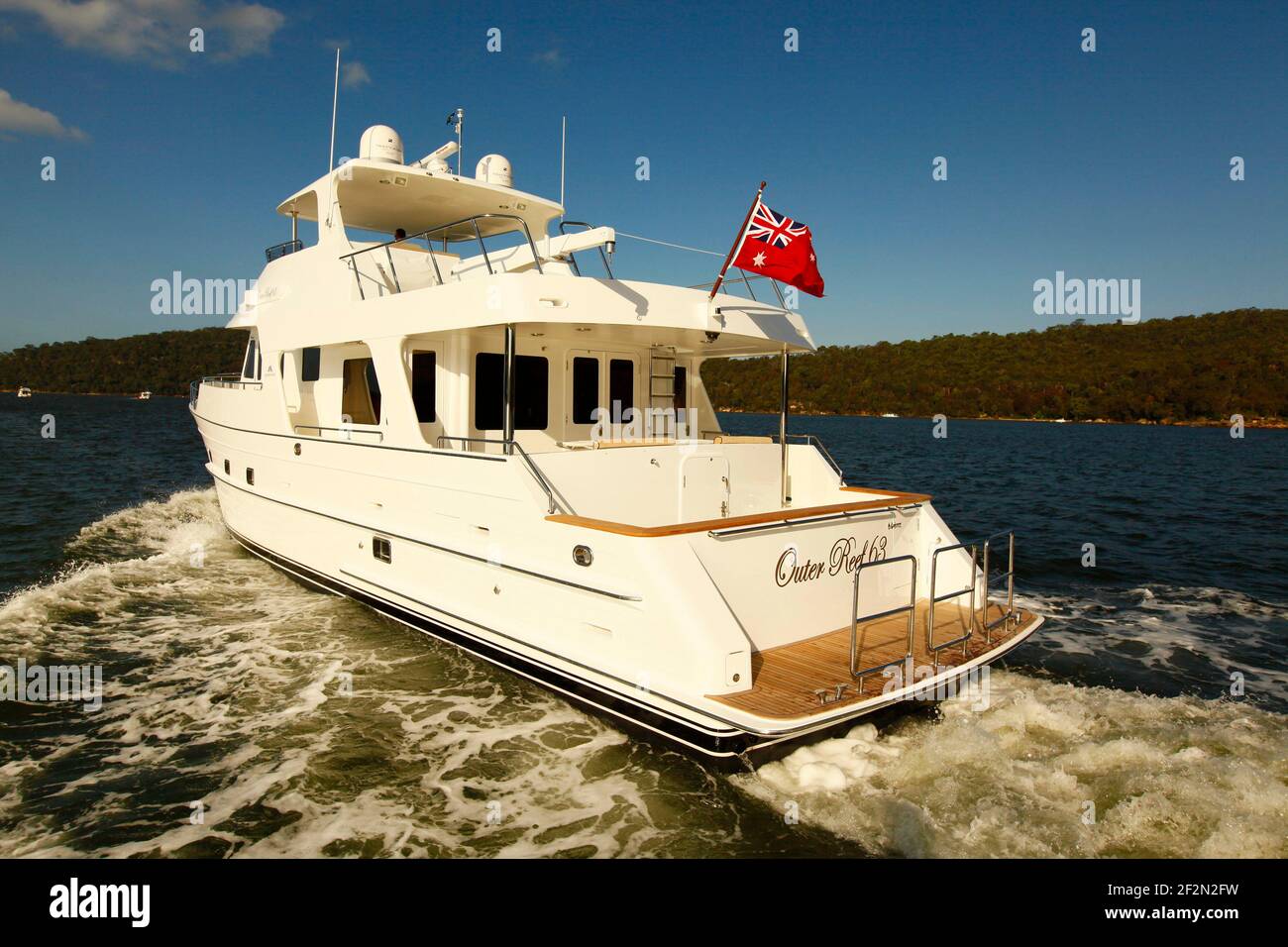 MOTOR YACHTING - OUTER REEF 63 - PITTWATER (AUS) - 04/2009PHOTO ...