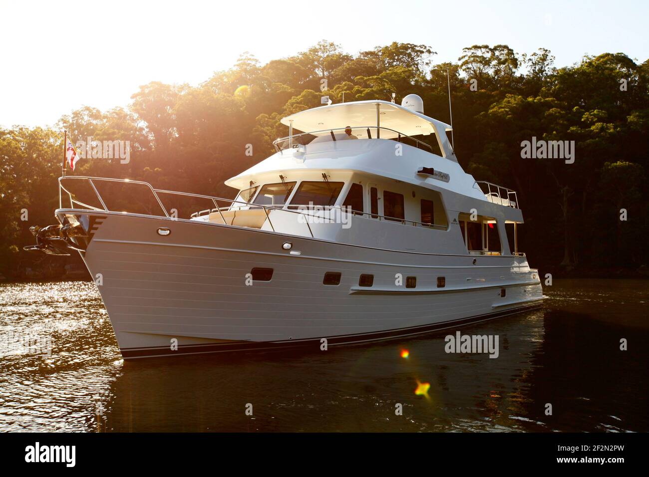 MOTOR YACHTING - OUTER REEF 63 - PITTWATER (AUS) - 04/2009PHOTO ...