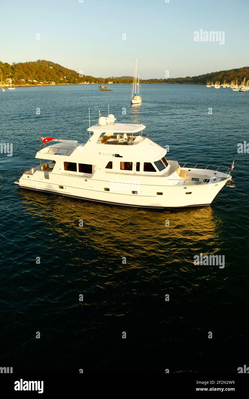 MOTOR YACHTING - OUTER REEF 63 - PITTWATER (AUS) - 04/2009PHOTO ...