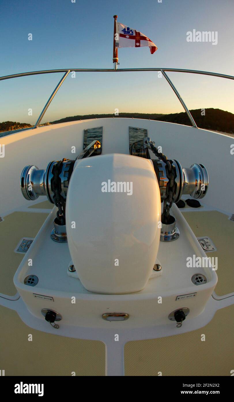 MOTOR YACHTING - OUTER REEF 63 - PITTWATER (AUS) - 04/2009PHOTO ...