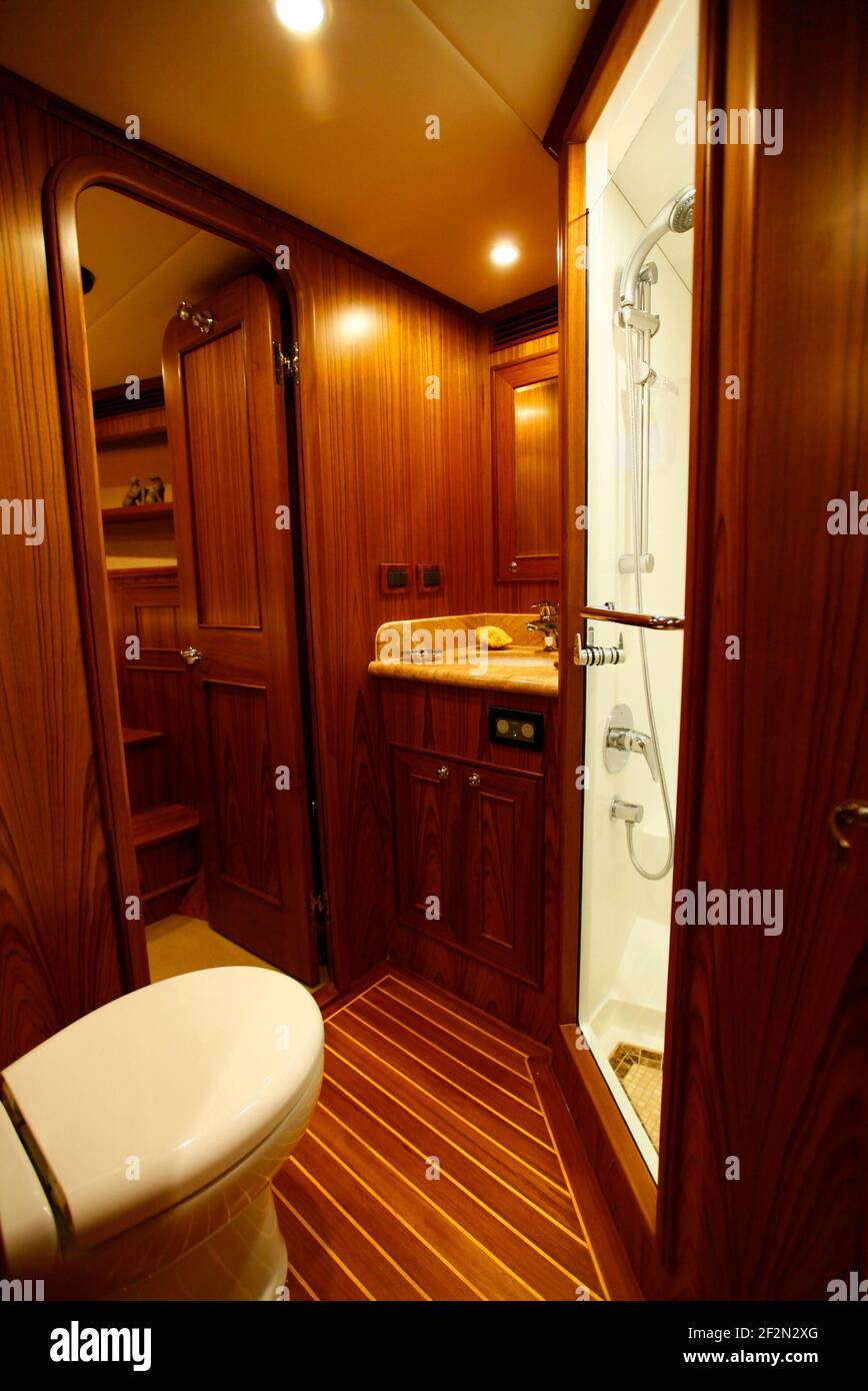 MOTOR YACHTING - OUTER REEF 63 - PITTWATER (AUS) - 04/2009PHOTO ...