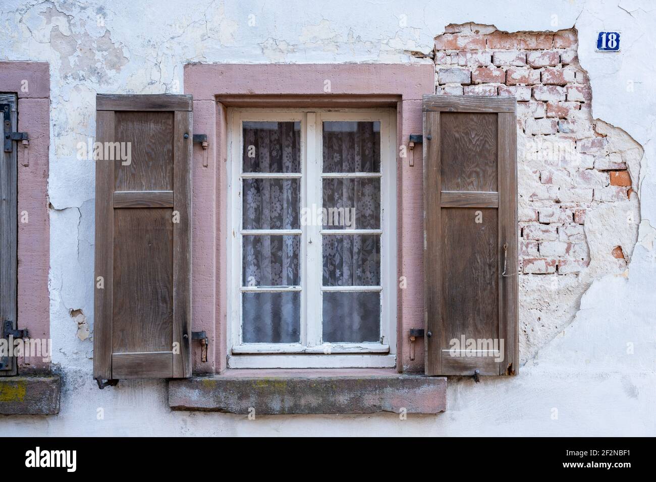 House, facade, window Stock Photo - Alamy