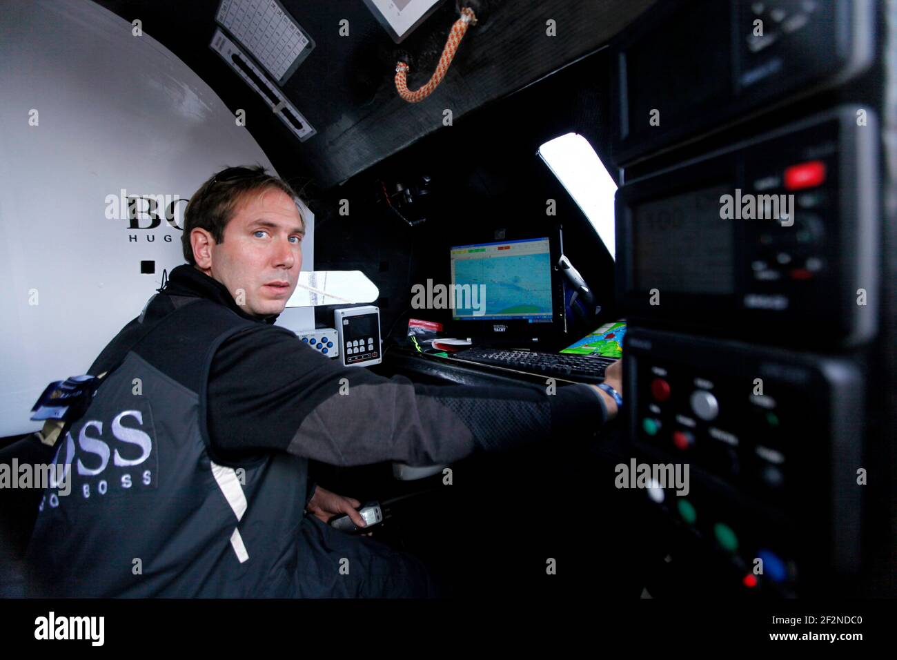 SAILING - ARTEMIS CHALLENGE - AROUND THE ISLE OF WIGHT - GREAT BRITAIN ...