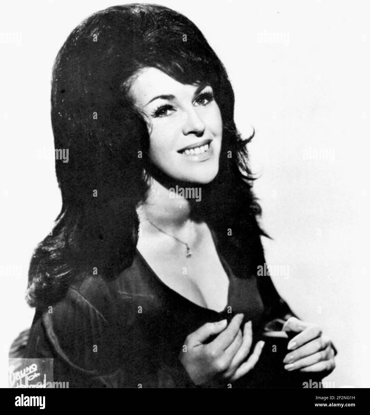 WANDA JACKSON Promotional photo of American rockabilly singer and ...