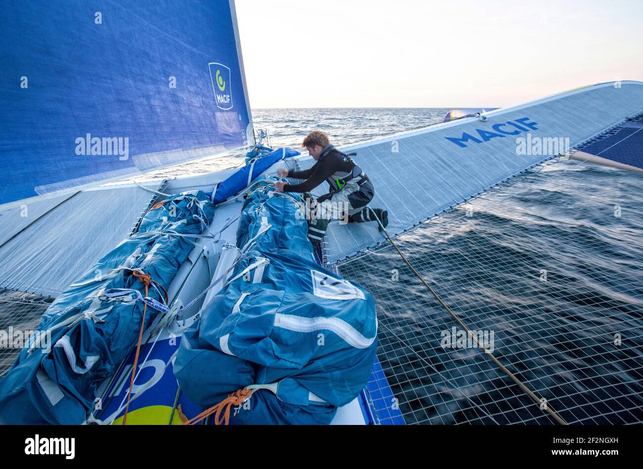 24 hours with French sailor François Gabart onboard his 100ft trimaran ...