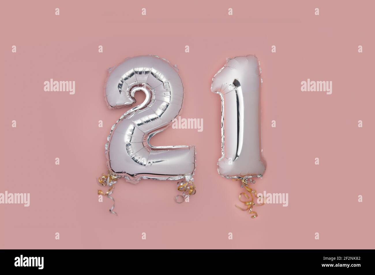 Silver Number Balloons 21 Stock Photo - Alamy
