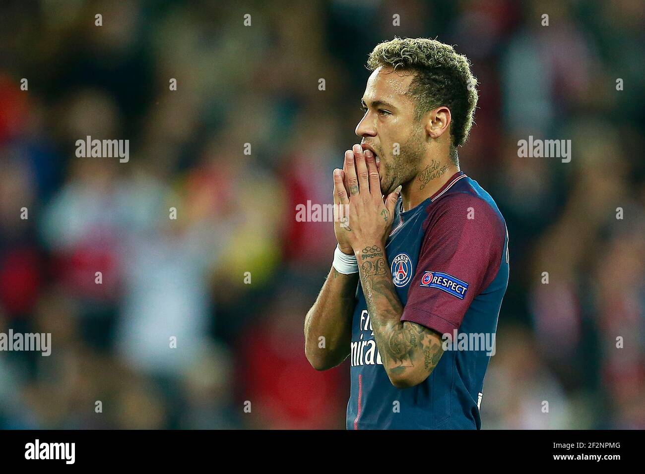 Neymar of psg gestures hi-res stock photography and images - Alamy