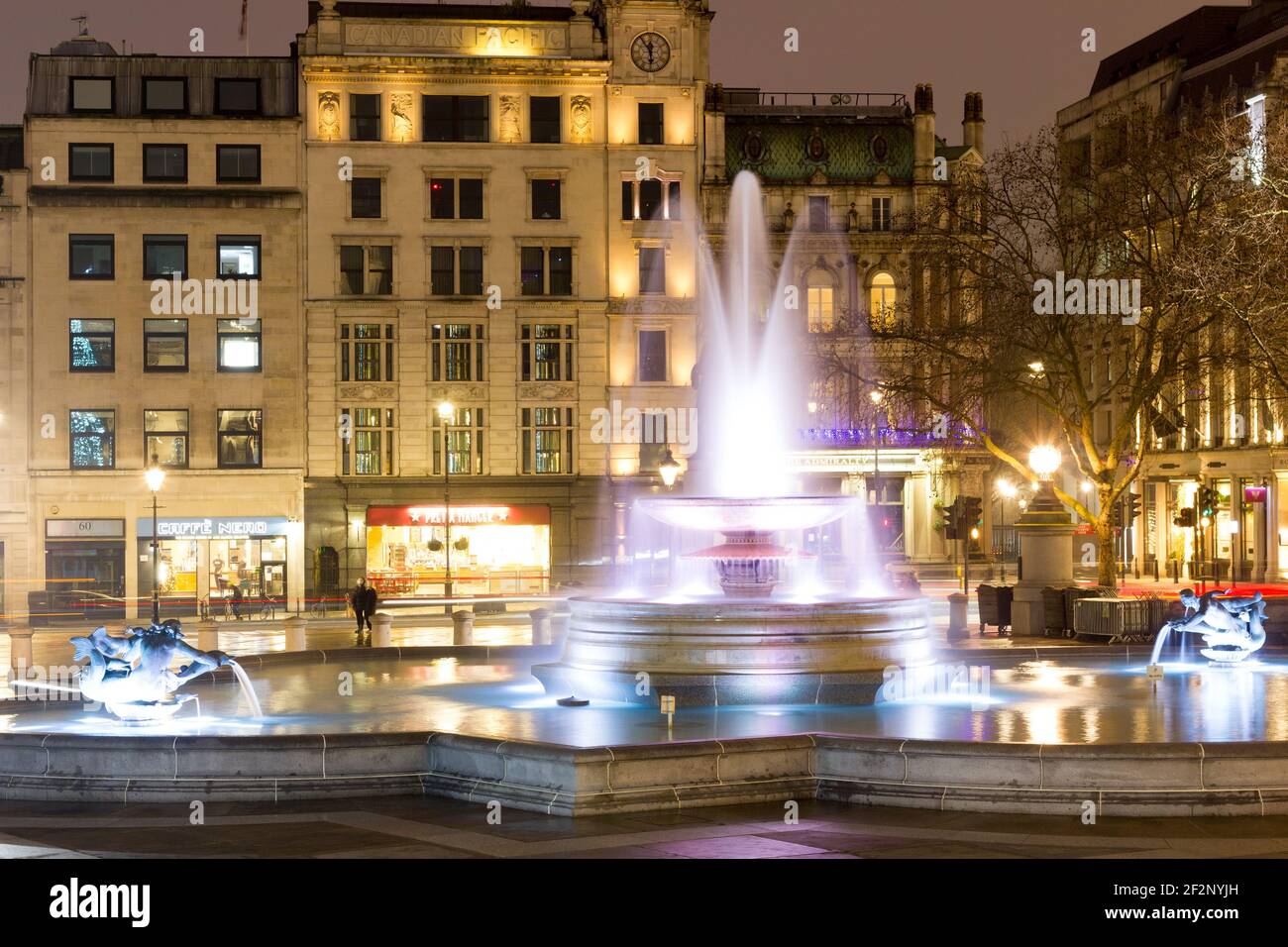 Christmas Water Fountains High Resolution Stock Photography and Images ...