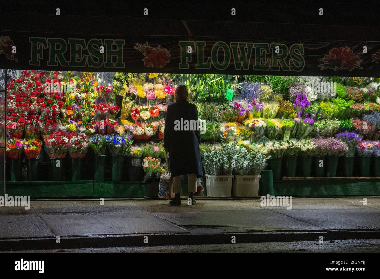 Deli bodega hi-res stock photography and images - Alamy